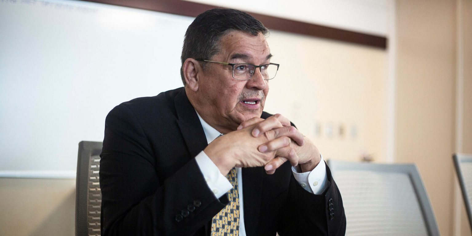 Feds ‘on track’ to connect every household to high-speed internet by ...